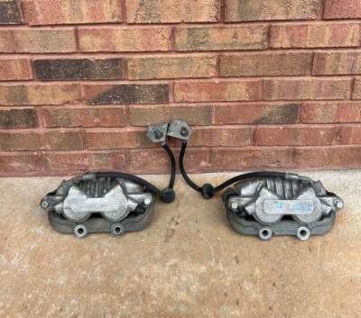 04-06 Pontiac GTO Front Brake caliper set Right Left RH LH OEM(0593 ...