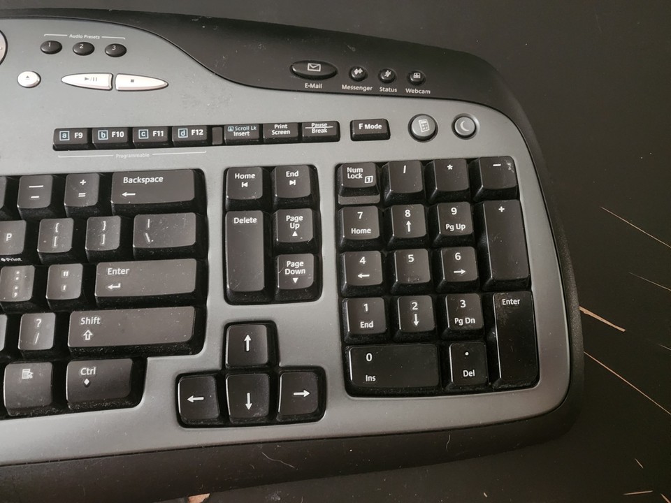Logitech KEYBOARD CORDLESS WIRELESS Model# Y-RR54 | eBay