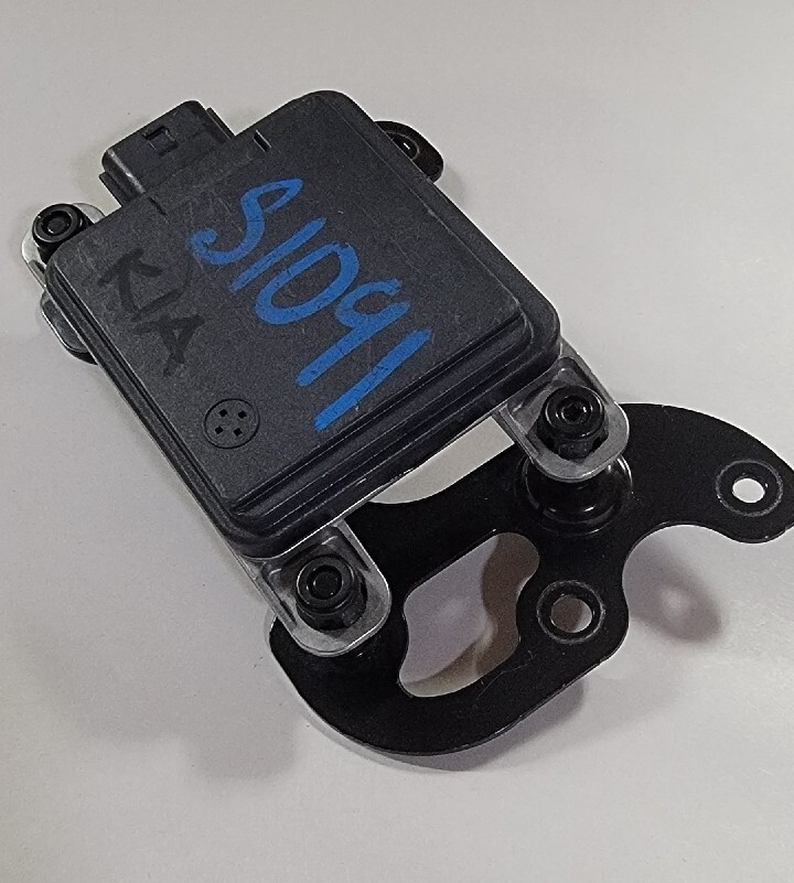 2020 21 22 KIA SORENTO CRUISE CONTROL RADAR SENSOR SE 99110-P2000 OEM ...