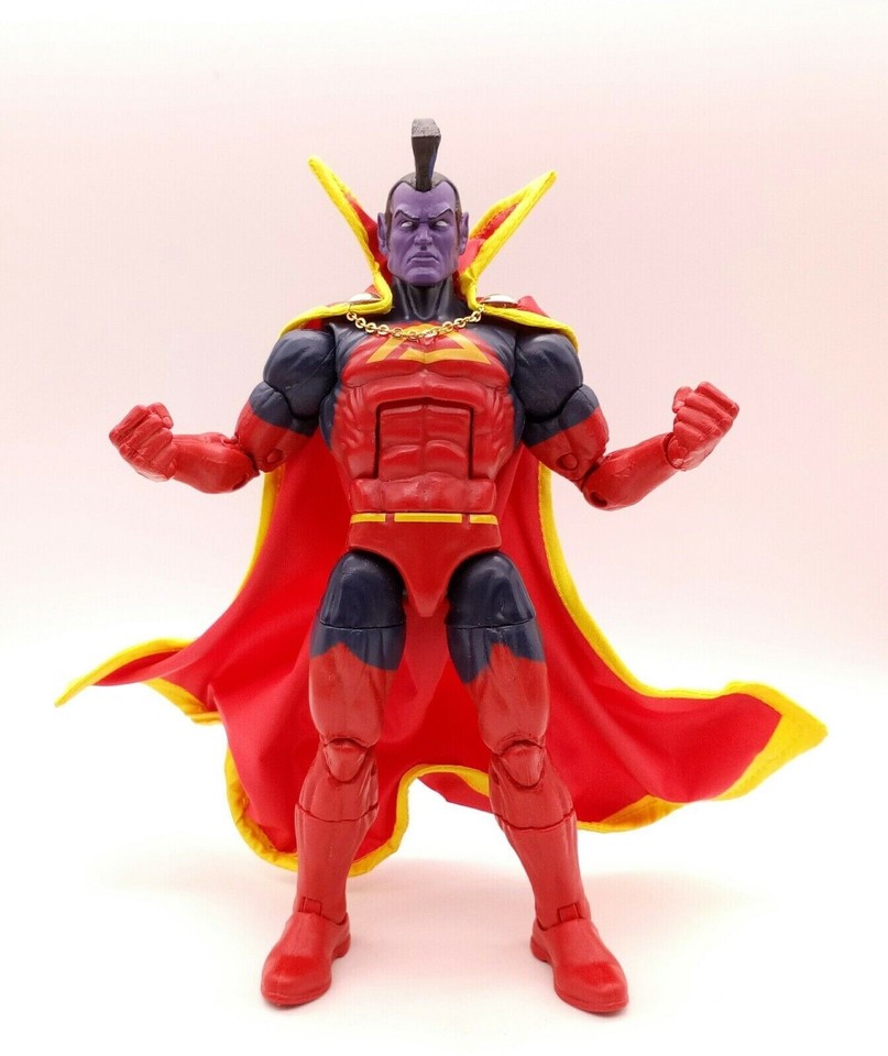 SU-C-GLD: 1/12 Wired Red Cape with Gold Chain for Marvel Legends ...