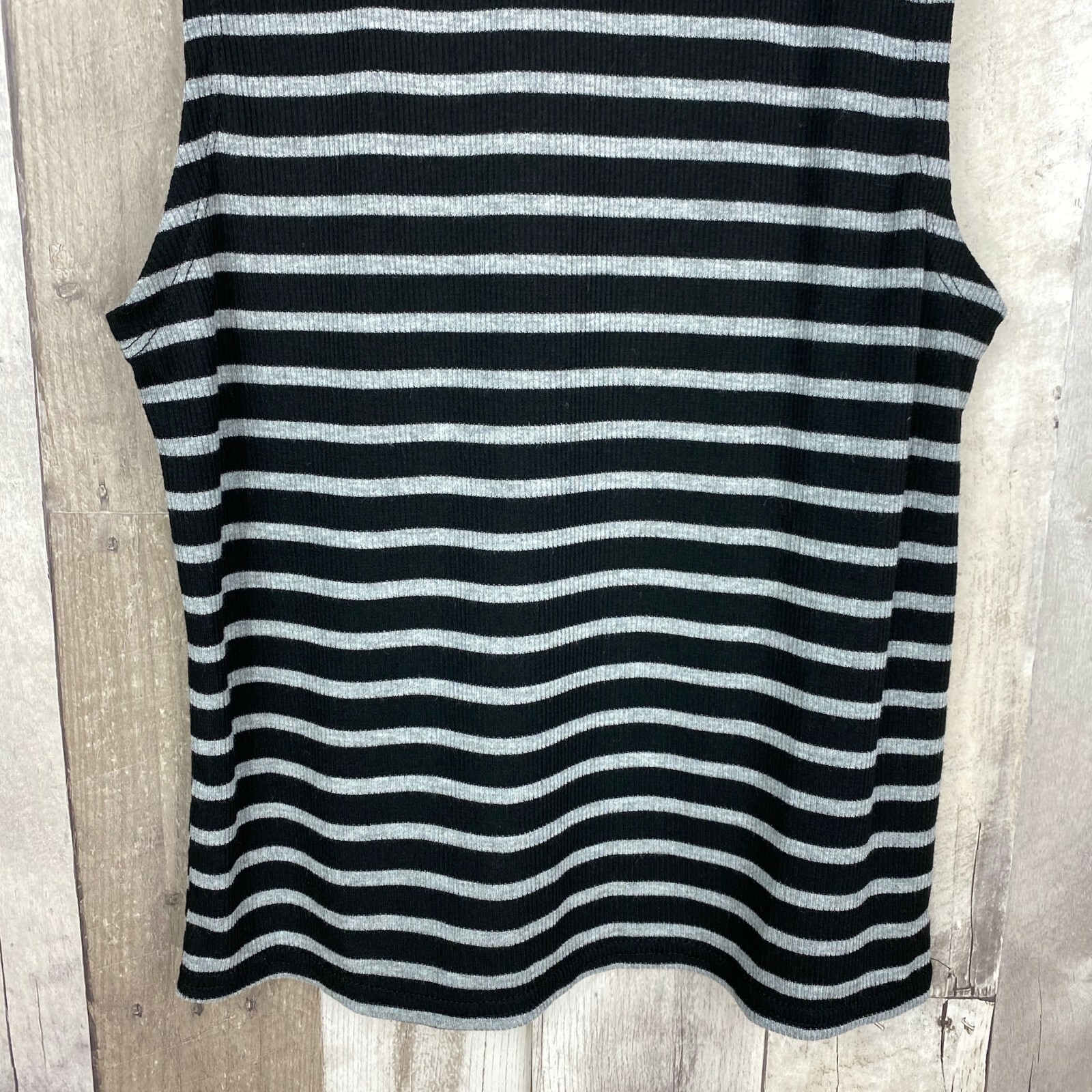 Poof New York Women Size Large Mock Neck Tank Top Gray Black Striped ...