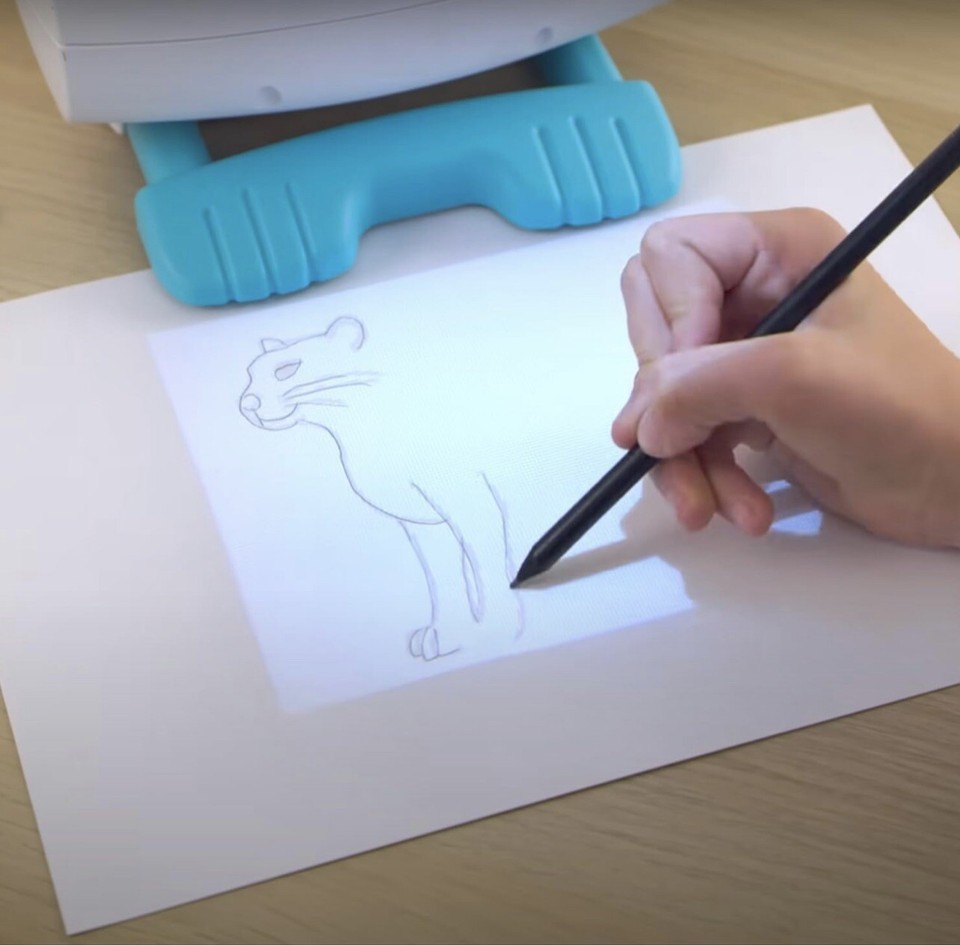 Toys smART Sketcher 2.0 Drawing Projector for Kids, Art Projector for ...