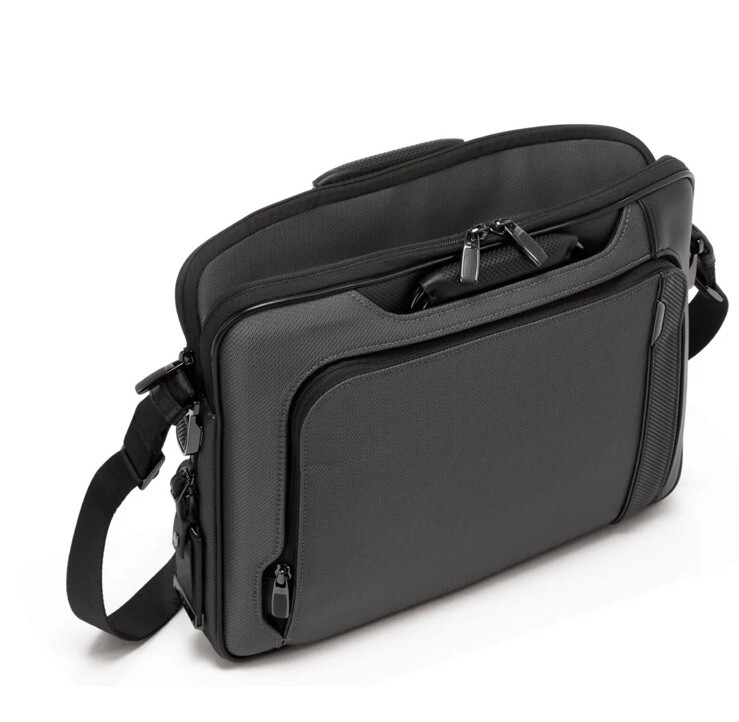 New Tumi Hannover Arrive Men Unisex Leather Briefcase Messenger Gray ...