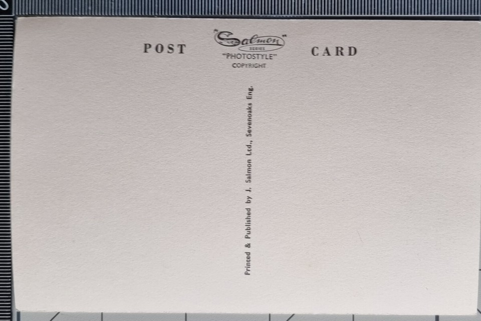 OLD POSTCARD WHITBY NORTH YORKSHIRE CAPTAIN COOK MEMORIAL STATUE | eBay