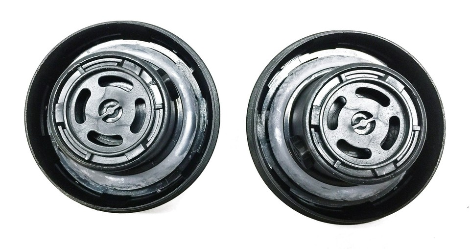 AC Delco/GM Locking Fuel Caps (2pcs) w/Keys (Keyed Alike) 12F31LA ...