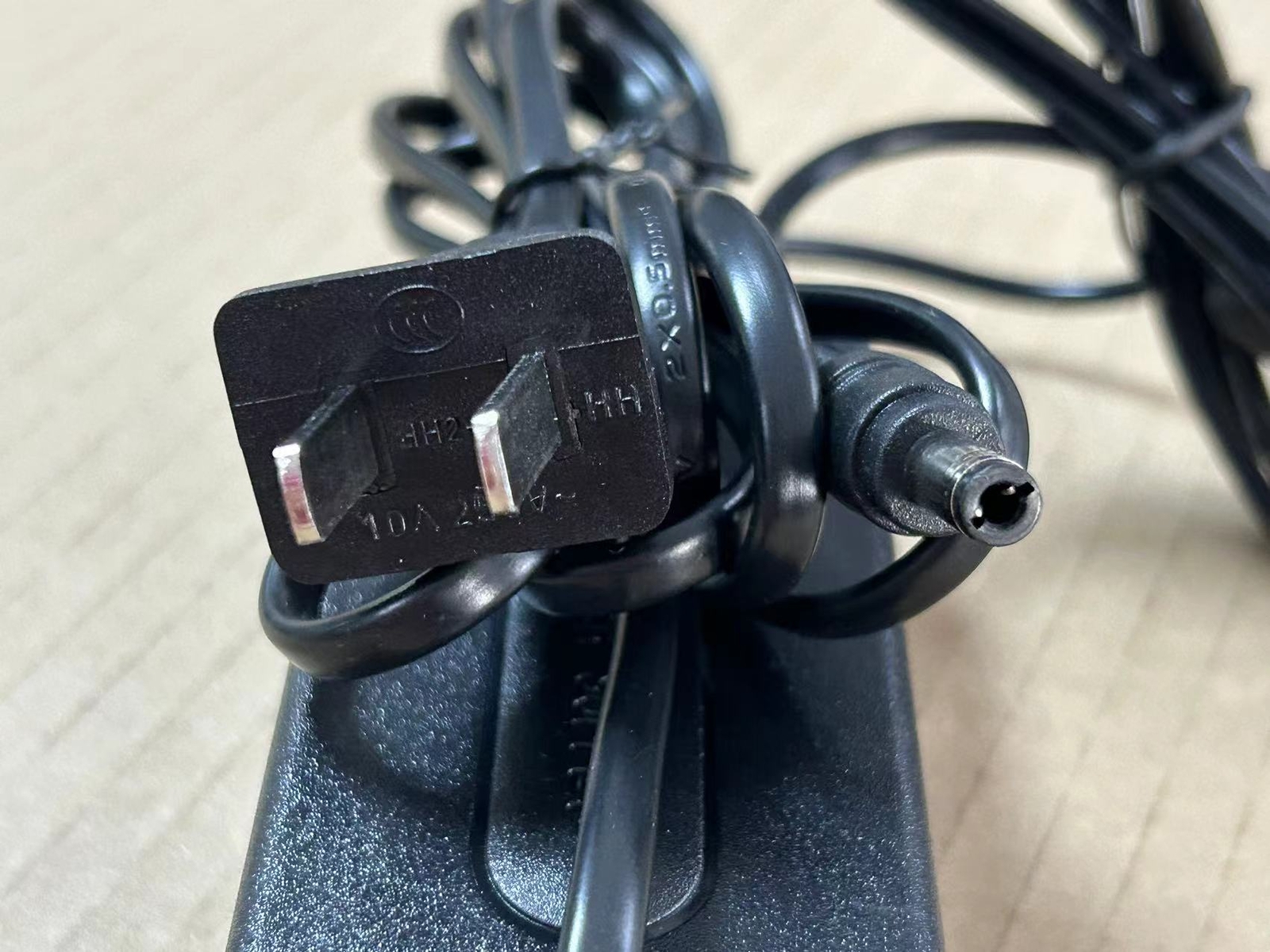 Medeli MD500, MD600, MD700 electric piano universal power adapter | eBay