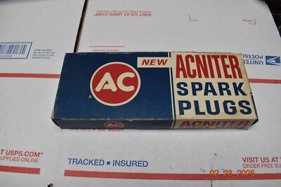 Set of 8 NOS AC R43N Spark Plugs Assembly Line Correct 4 Ring 5612425 ...