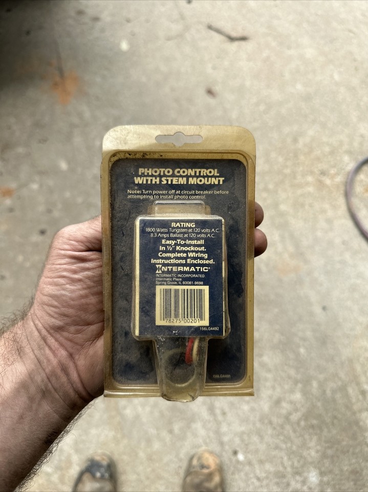 Intermatic K4121C Stem Mount Thermal Photo Control 120V - New Old Stock ...