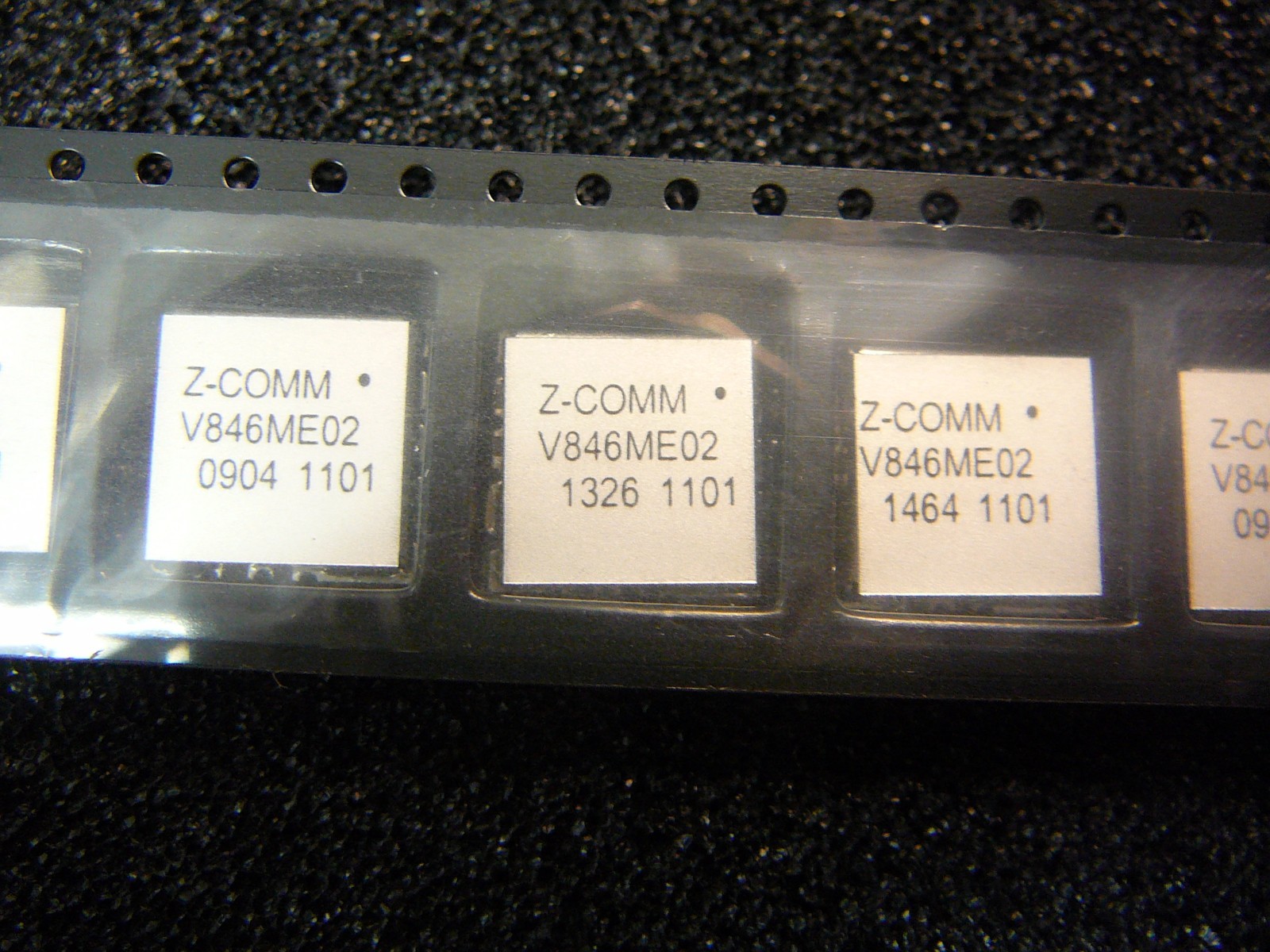 Z-COMM V846ME02 Voltage Controlled Oscillator (VCO) 3270MHz ~ 3510MHz ...