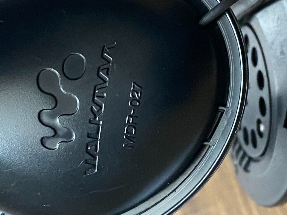 Sony Walkman Portable CD Player - Gray & Orange (D-NE300) - Atrac3 Plus ...