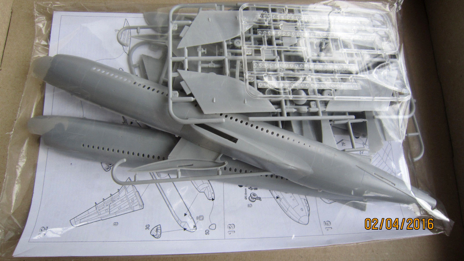 Roden 329 - 1/144 - Vickers Super VC10 Type 1154 model kit East African ...