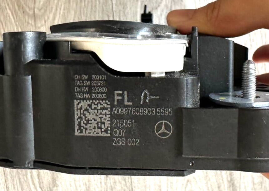 2022 2023 MERCEDES EQS LEFT DOOR HANDLE HOLDER BEARING BRACKET ...