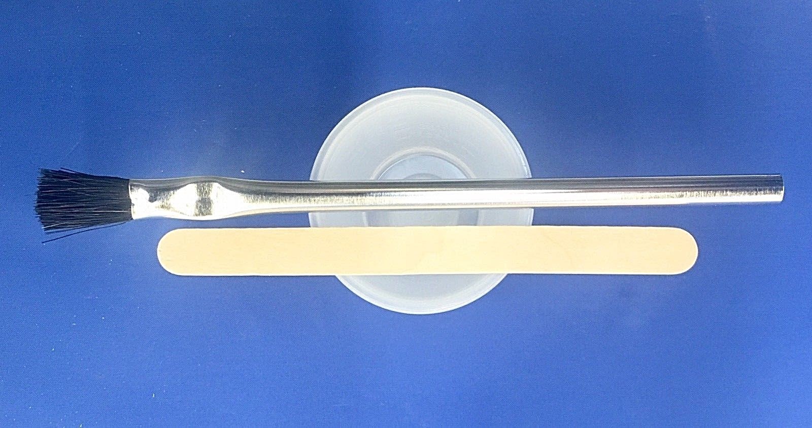 Hobby Grade Epoxy Resin Mixing Kit 20 cups, 20 Sticks 10 Brushes 5 ...