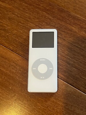 Apple A1137 iPod Nano 1st Generation 1 GB White | eBay