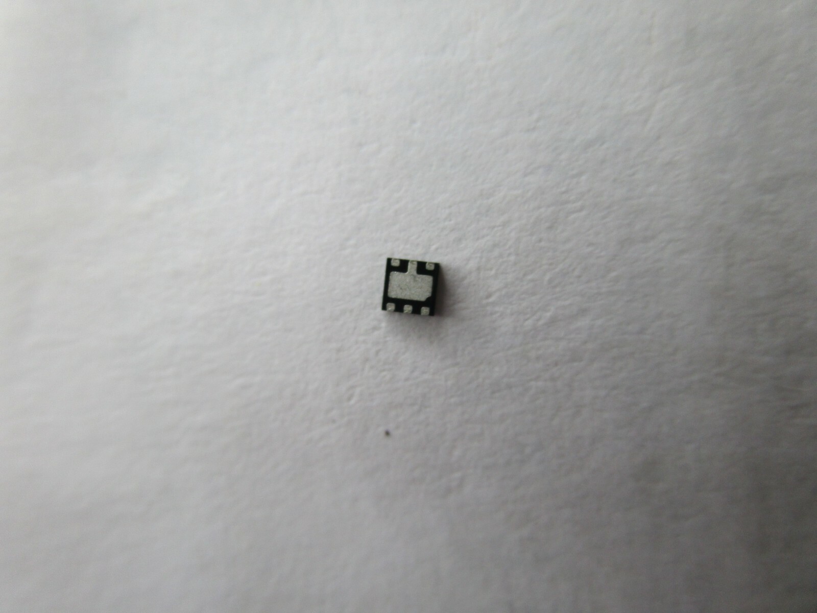 5pcs SYV634D SYV634DE PE*** PExxx SYV634DEC DFN6 IC Chip | eBay