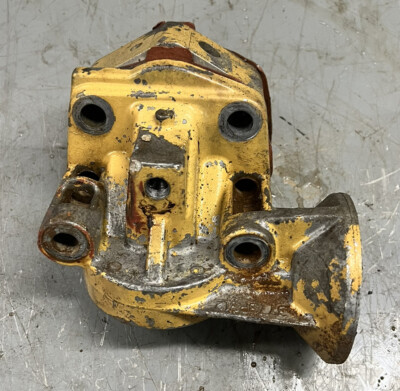 Caterpillar CAT 3054 Diesel Engine Oil Filter Housing And Spacer | eBay