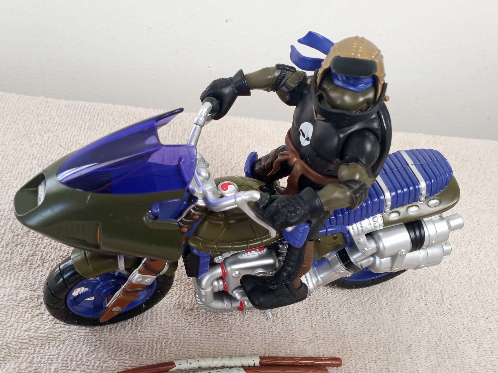 TMNT Leonardo Battle Bike 2002 Mirage Studios Inc Playmates Toys ...