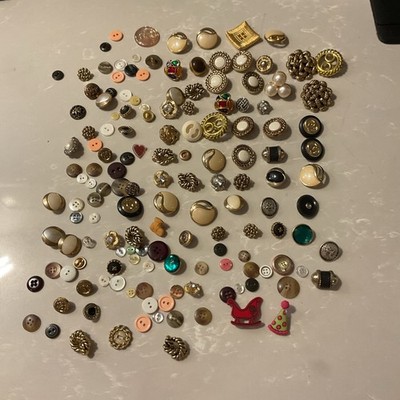Over 100 Buttons! Cute LOT Vintage Mixed Buttons Large $ Small some ...
