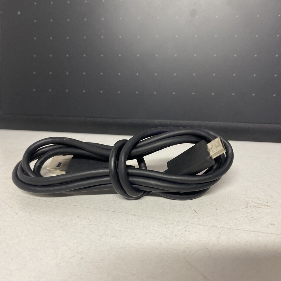 Wacom One by Wacom Creative Graphics Table Red CTL 472 Tablet Only No ...