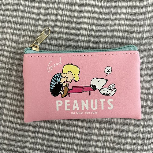 Peanuts Snoopy Flat Mini Pouch New in Box | eBay