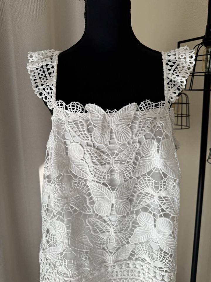 Lilly Pulitzer Azaria Too Fly Butterfly Lace Tank Top in Resort White ...