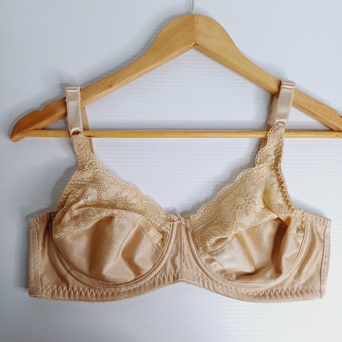 Berlei Bra 14C Beige Minimiser Soft Cup Underwire Lace Trim | eBay ...