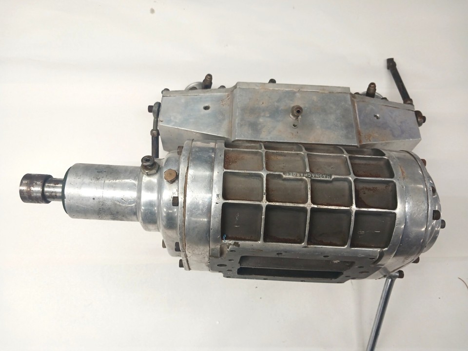 Magnacharger and crankshaft from the Ron Teson Honda cb750 top fuel ...