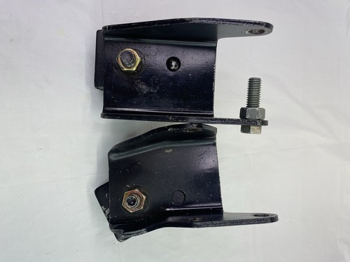 Mopar 318/360 Engine Motor Mounts A Body Dart Duster Valiant 1967-1972 ...