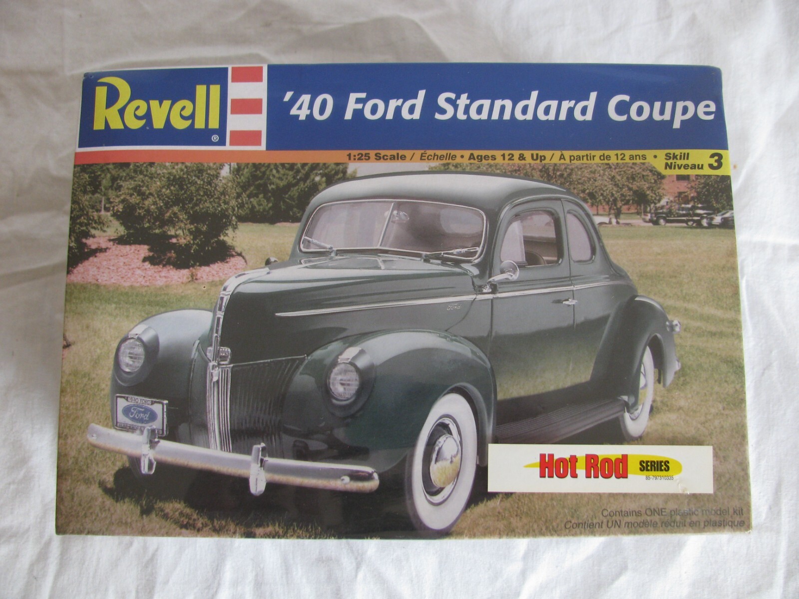 Revell Hot Rod Series 1/25 Scale 1940 Ford Standard Coupe Car Kit #85 ...