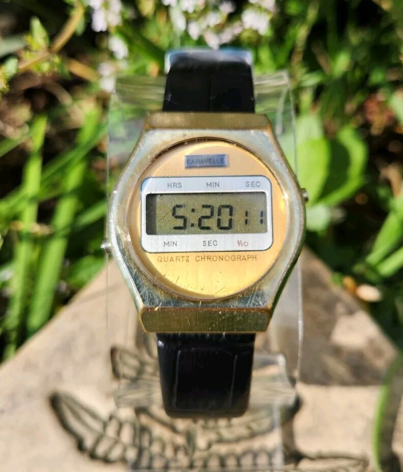Vtg 1979 Caravelle (Bulova) LCD Quartz Chronograph 31… - Gem