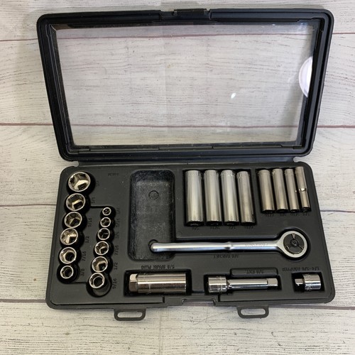 Craftsman Wrench Socket Set 24 Pc. 34820 C 1/4" & 3/8" SAE W/ Case VM ...