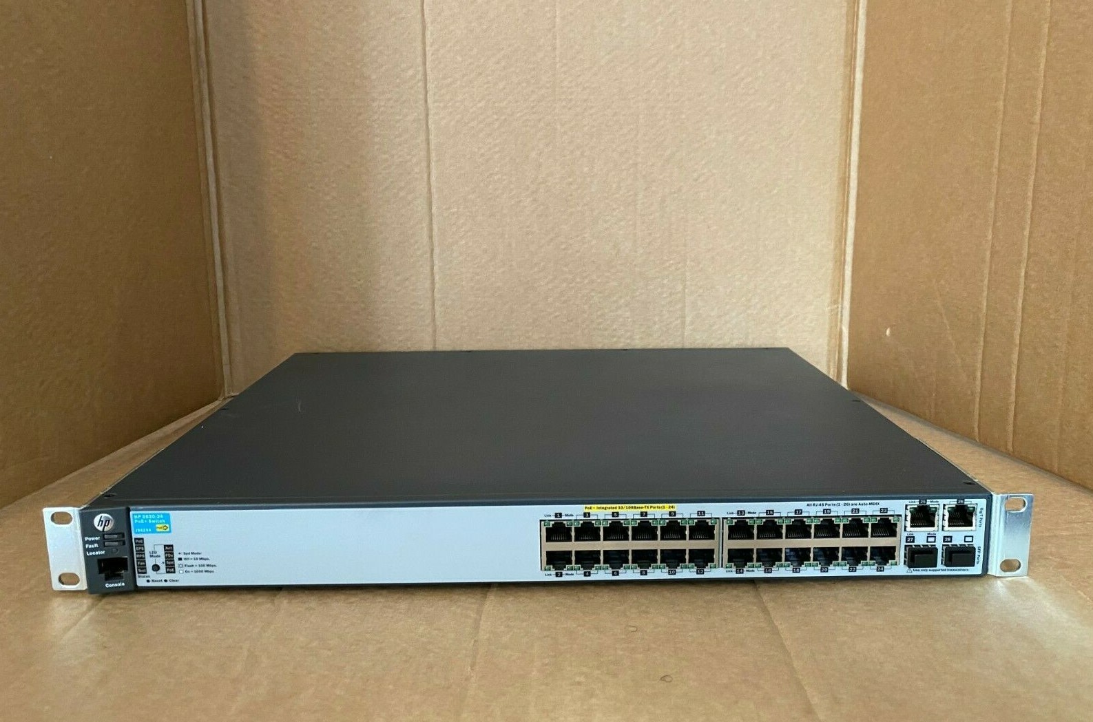 HP 2620-24-PoE+ Switch with Brackets HP 24-Port Managed PoE+ HP J9625A ...