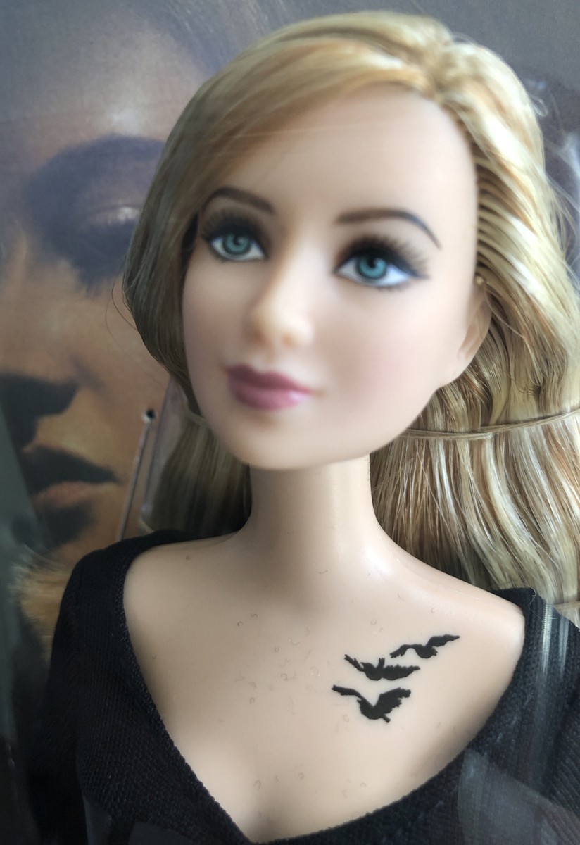 Tris Tattoo Divergent Divergent Character Posters Show Off Jai