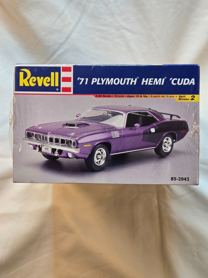 '71 Plymouth Hemi 'Cuda Plastic Model Kit by Revell #85-2943 | eBay