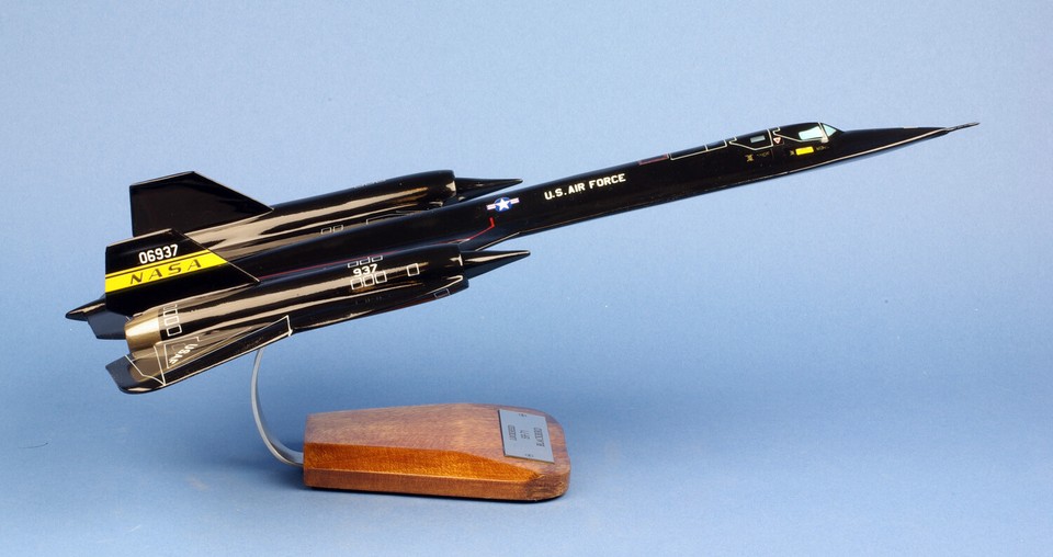 USAF NASA Lockheed Skunk Works SR-71 Blackbird Desk Top Model 1/48 AV ...