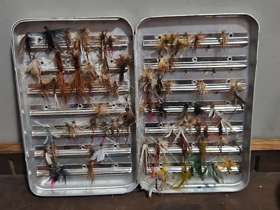 Perrine #92 Fly-fishing Fly Box With 75 + Flies | eBay