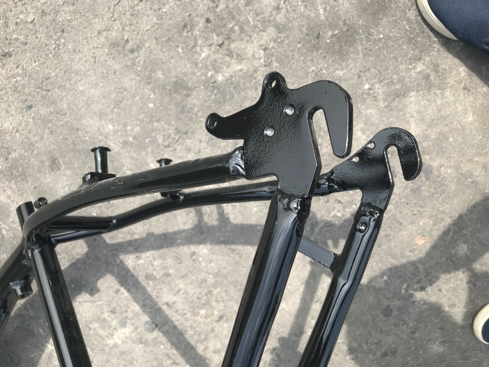 Black Gas Tank Frame 2.4L & YD100 Motor Kit &26" Bike Fork-Gas ...