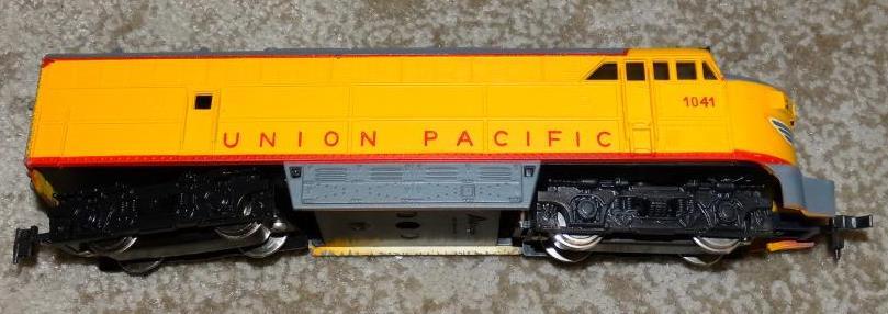 VINTAGE AHM UNION PACIFIC K UP DIESEL LOCOMOTIVE in BOX 1041 | eBay