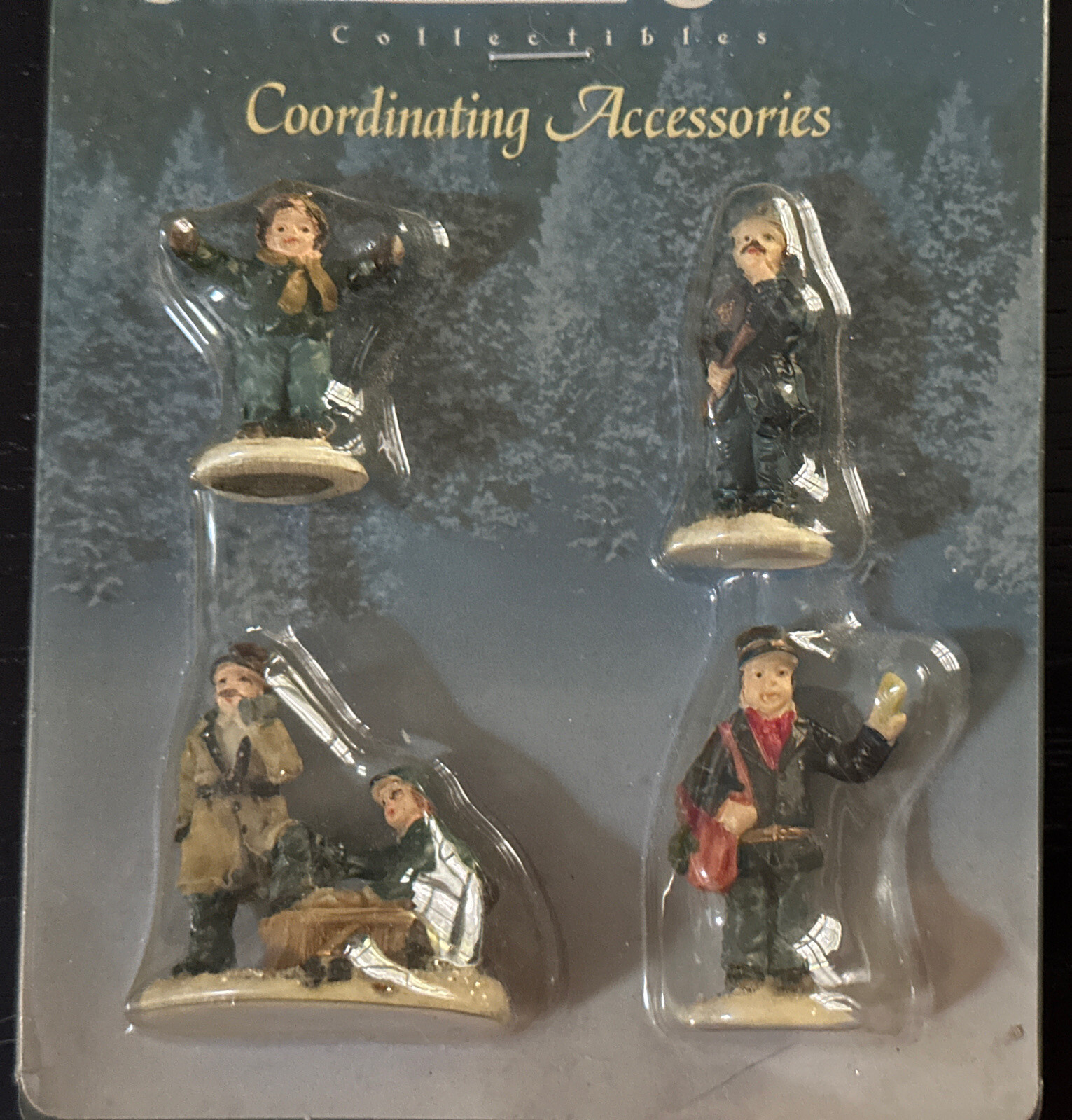 Cobblestone Corners People Figurines Collectibles Christmas Village B22 ...