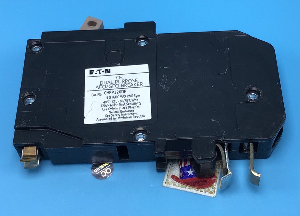 New Sealed Circuit Breaker Eaton CHFP120A1CS CHFP120DF 20 Amp Dual GFCI ...