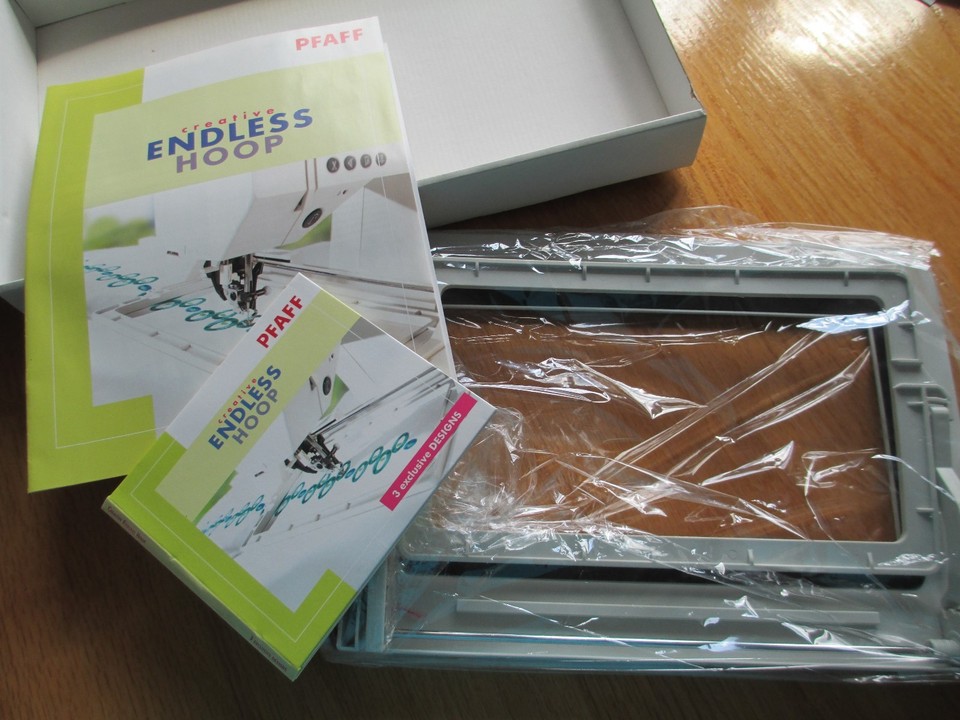 PFAFF Creative ENDLESS HOOP 180 x 100mm-3 exclusive designs-2170-2144 ...