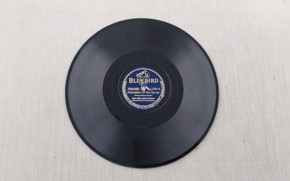 Glenn Miller – 78rpm Single 10-inch Bluebird Records #B-11203 Peekaboo ...