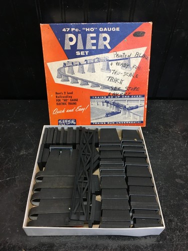Vintage Atlas 47 Piece HO Gauge Pier Set #80 / Railroad Model Train ...