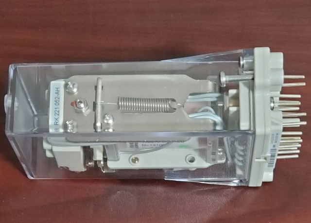 ABB AUXILIARY RELAY RXME 1 P/N RK221052-AH 14B3 for sale online | eBay