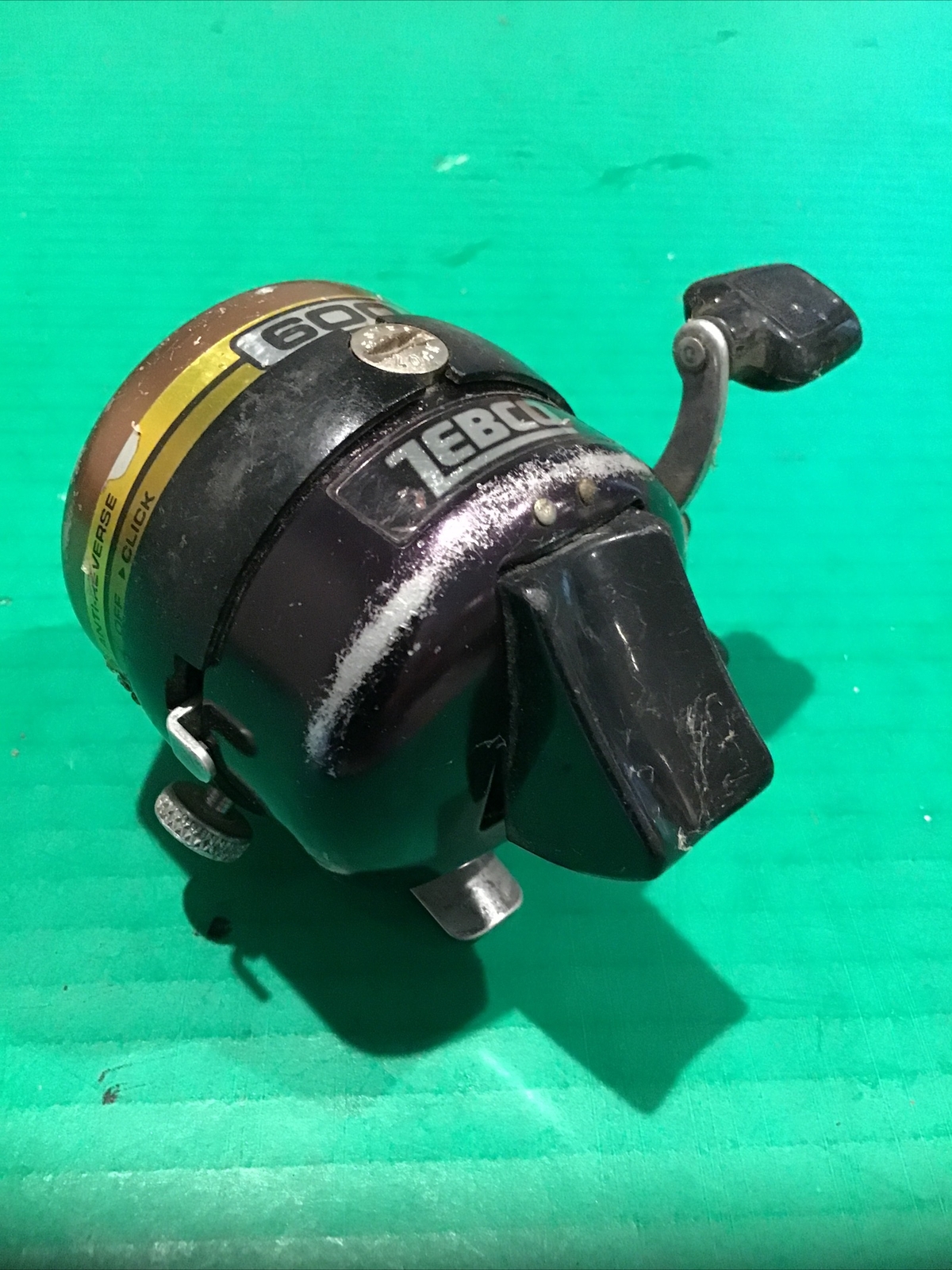 VINTAGE ZEBCO 600 REEL Working Condition Spincast RH Retrieve Made USA ...