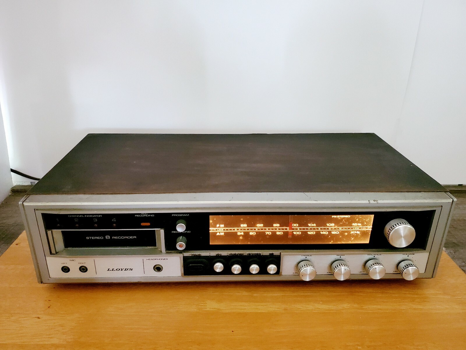 Lloyd's AM-FM Stereo Multiplex Receiver 8 Track Player Recorder ...
