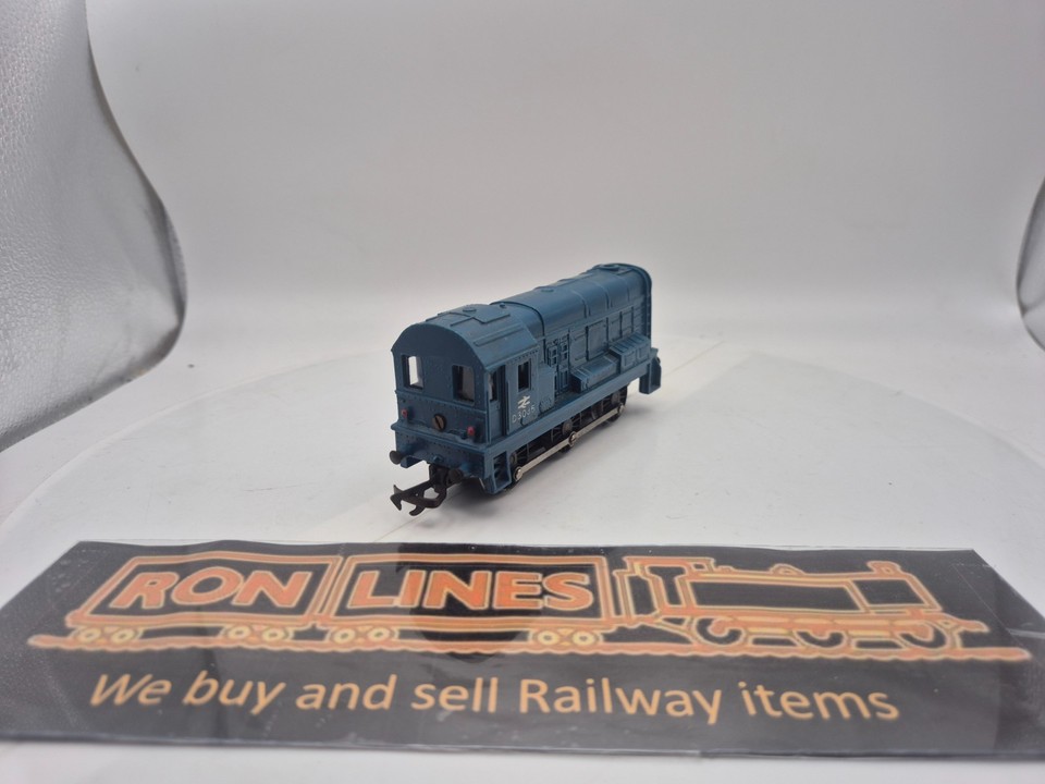 Triang Hornby OO Gauge 0-6-0 Class 08 Shunter British Rail Blue D3035 ...