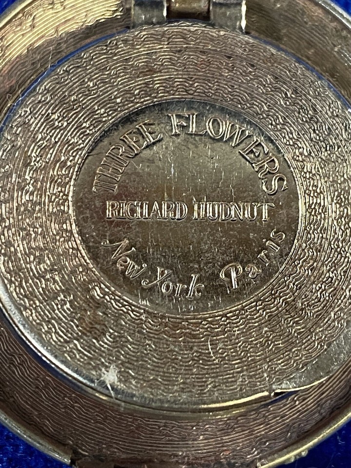 Vintage Three Flowers Richard Hudnut New York Paris Silver Tone Make Up ...