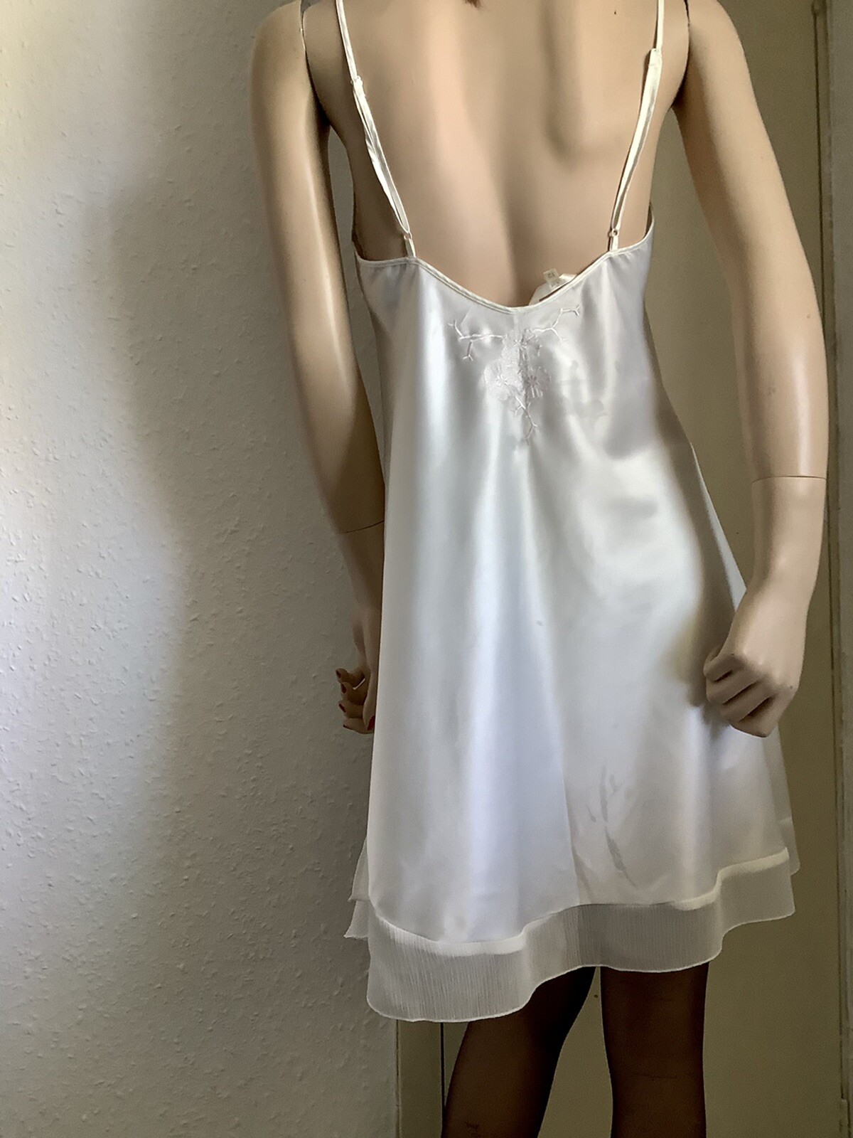 Beautiful Janet Reger Ivory Shiny Satin & Lace Nighti… - Gem