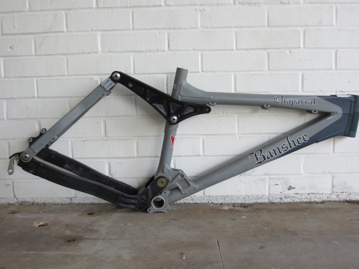 Custom Downhill Mountain Bikes